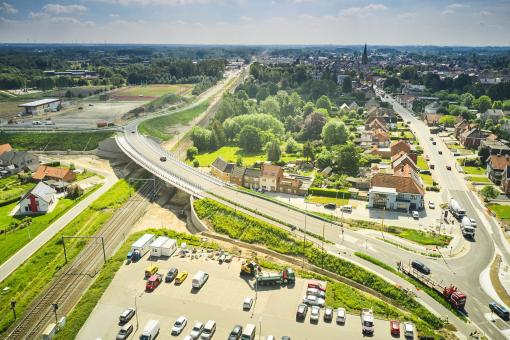 Le grand projet de suppression de 7 passages à niveau à Diepenbeek est ...